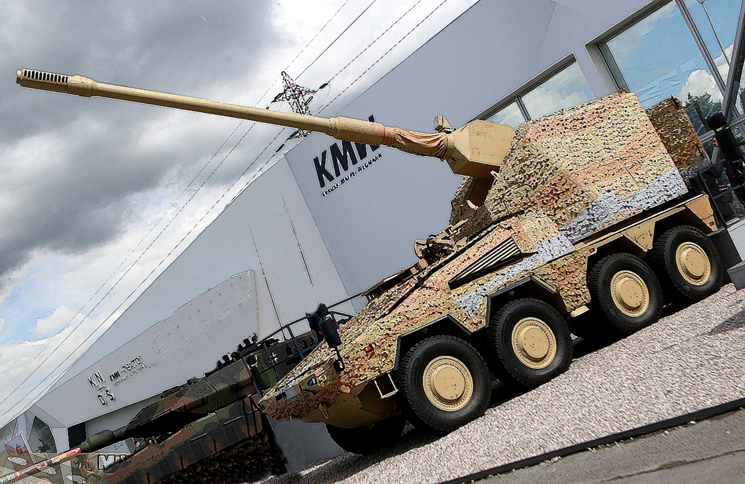 Automoteur Boxer RCH 155 Eurosatory 2016 :Maquetland.com:: Le monde de la maquette